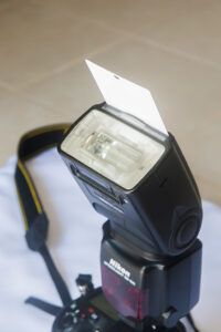 Basics Camera Flash and Speedlight explained with EXAMPLES.