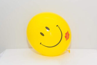 Basics Camera Flash and Speedlight explained with EXAMPLES.